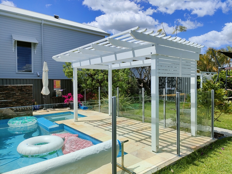 White Pergola with Side Screening | White Pergola | Yeerongpilly | Brisbane